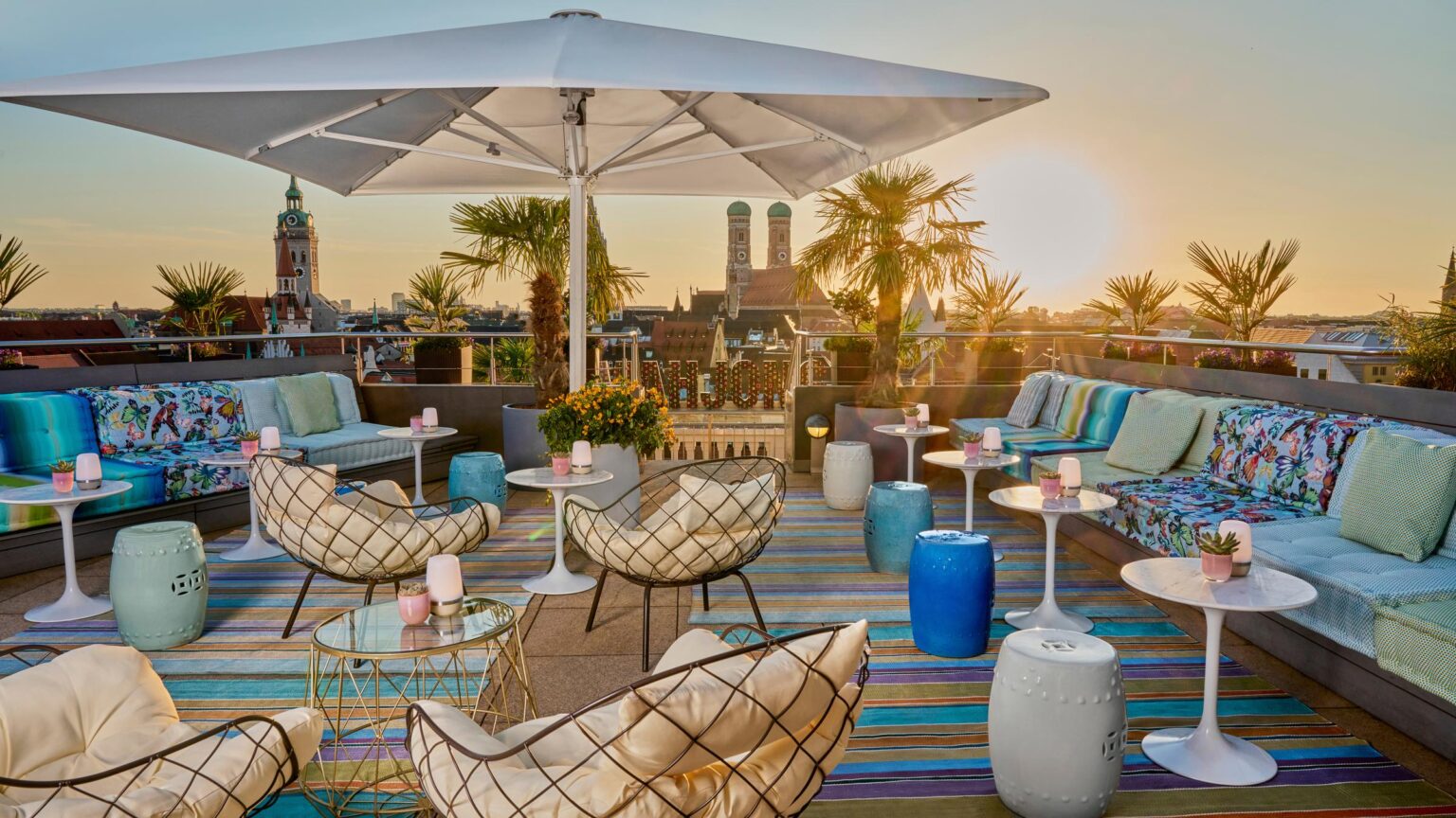Rooftop Bar München: die schönsten Dachterrassen 🍹