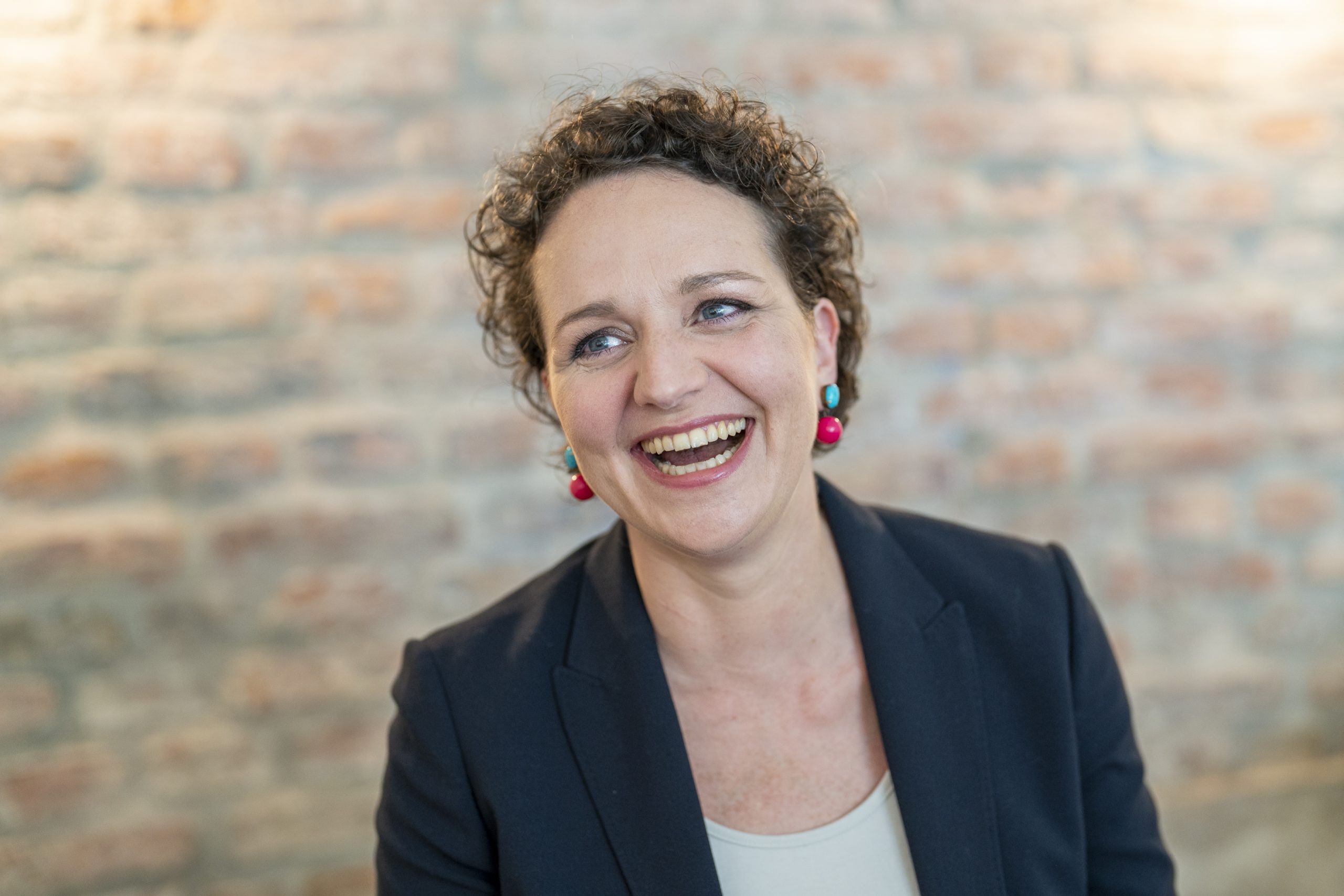 Ortsgespräch: Martina Taubenberger, Kuratorin Out of the Box Festival ...